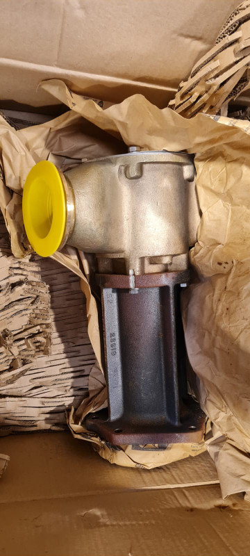 Engine CAT C32 Sea Water Pump Part No. 322-8594 – Upway Marine